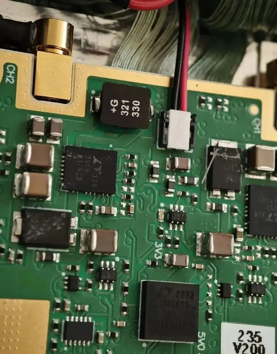 Disassemble the SL4200 military radio and see what's inside - Blog - Ampheo